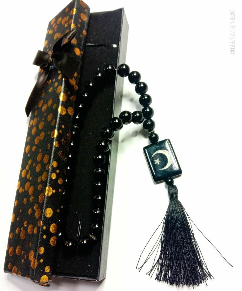 Четки мусульманские из агата с полумесяцем, 33 бусины, диаметр 10 мм. в подарочной коробке.