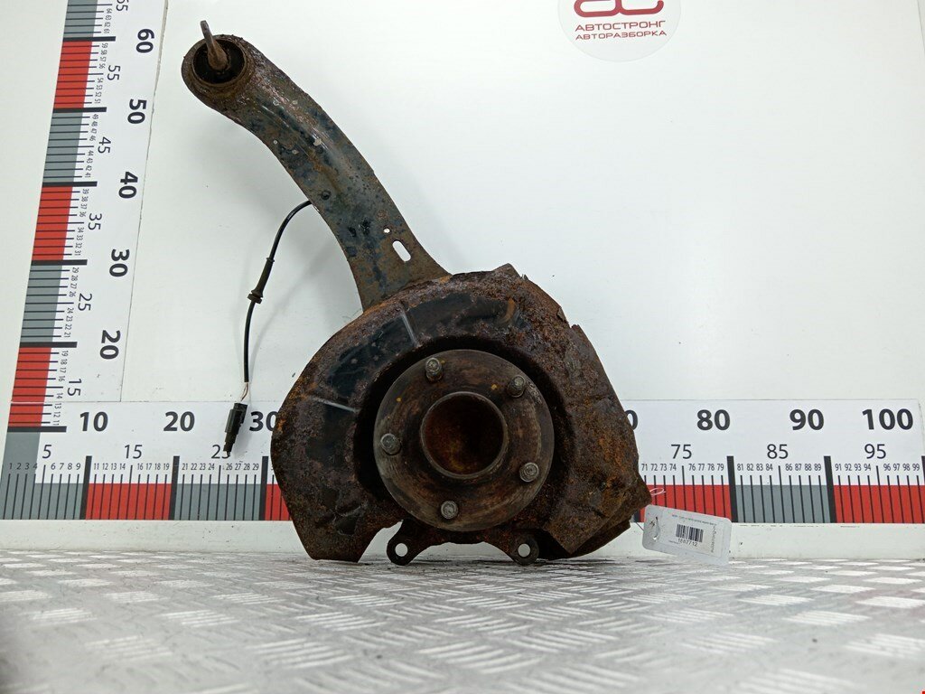 Ступица (кулак цапфа) задняя правая Ford Focus 2 1766628 арт. 1887712