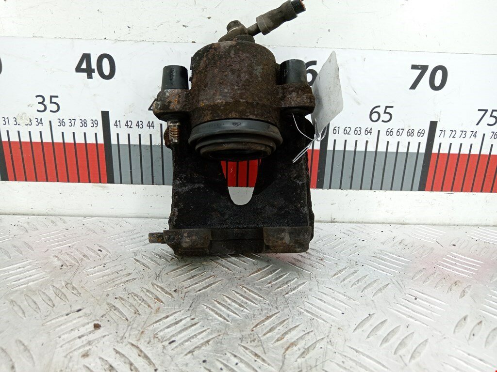 Суппорт передний правый Volkswagen Golf 6 1K0615124 арт. 1888524