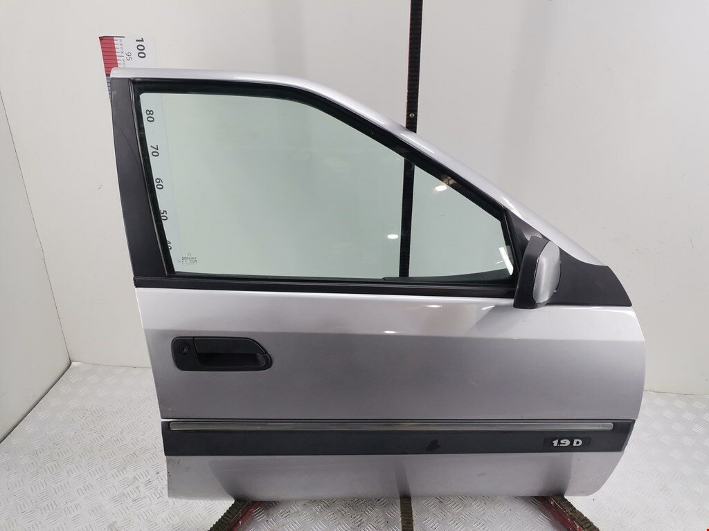 Дверь передняя правая Citroen Xantia 9004K9 арт. 1648055
