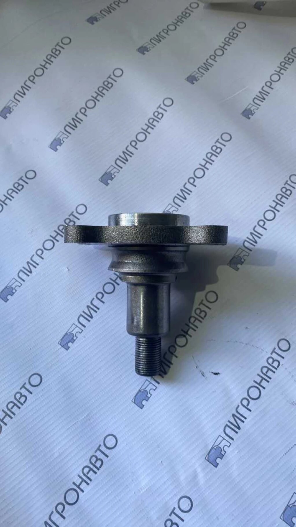 Ось задней ступицы для а/м ВАЗ 1118 "Лигрон"