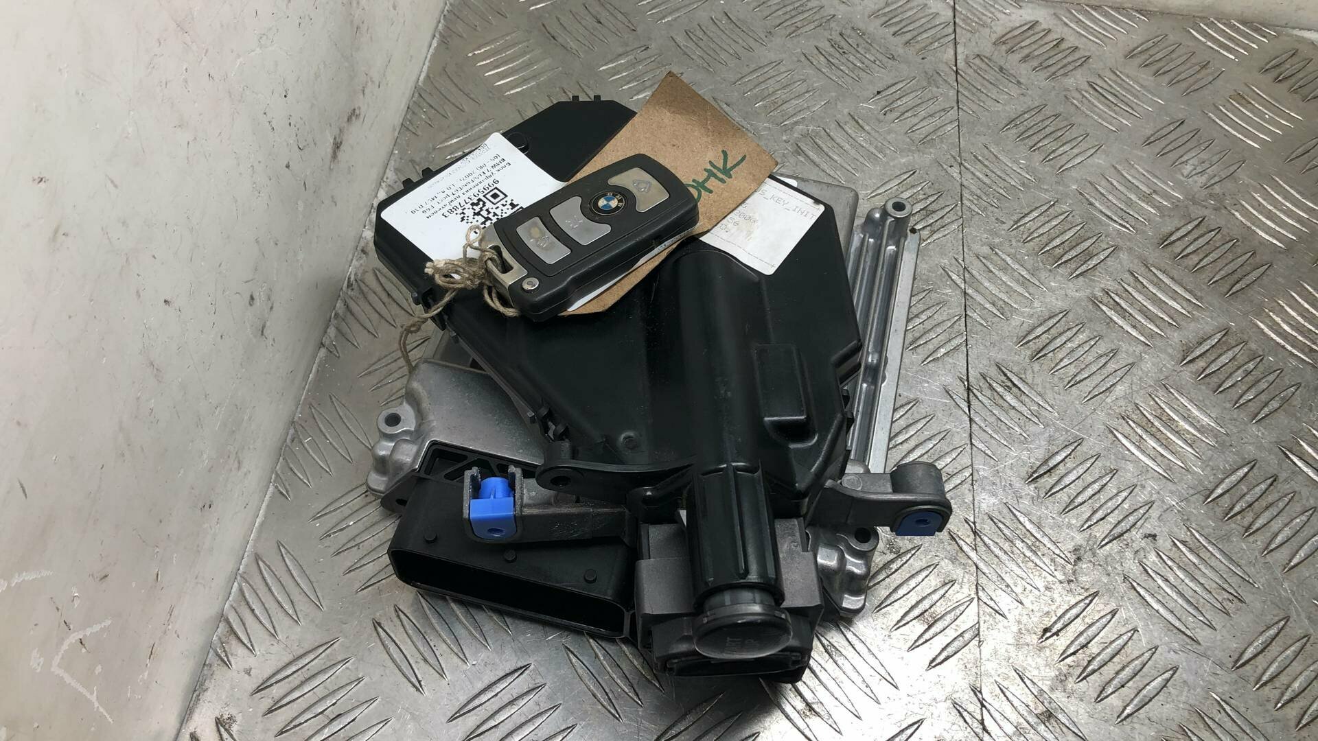 Блок управления двигателем для BMW 7 E65/E66 [рестайлинг] 3.0 OEM 13617803369