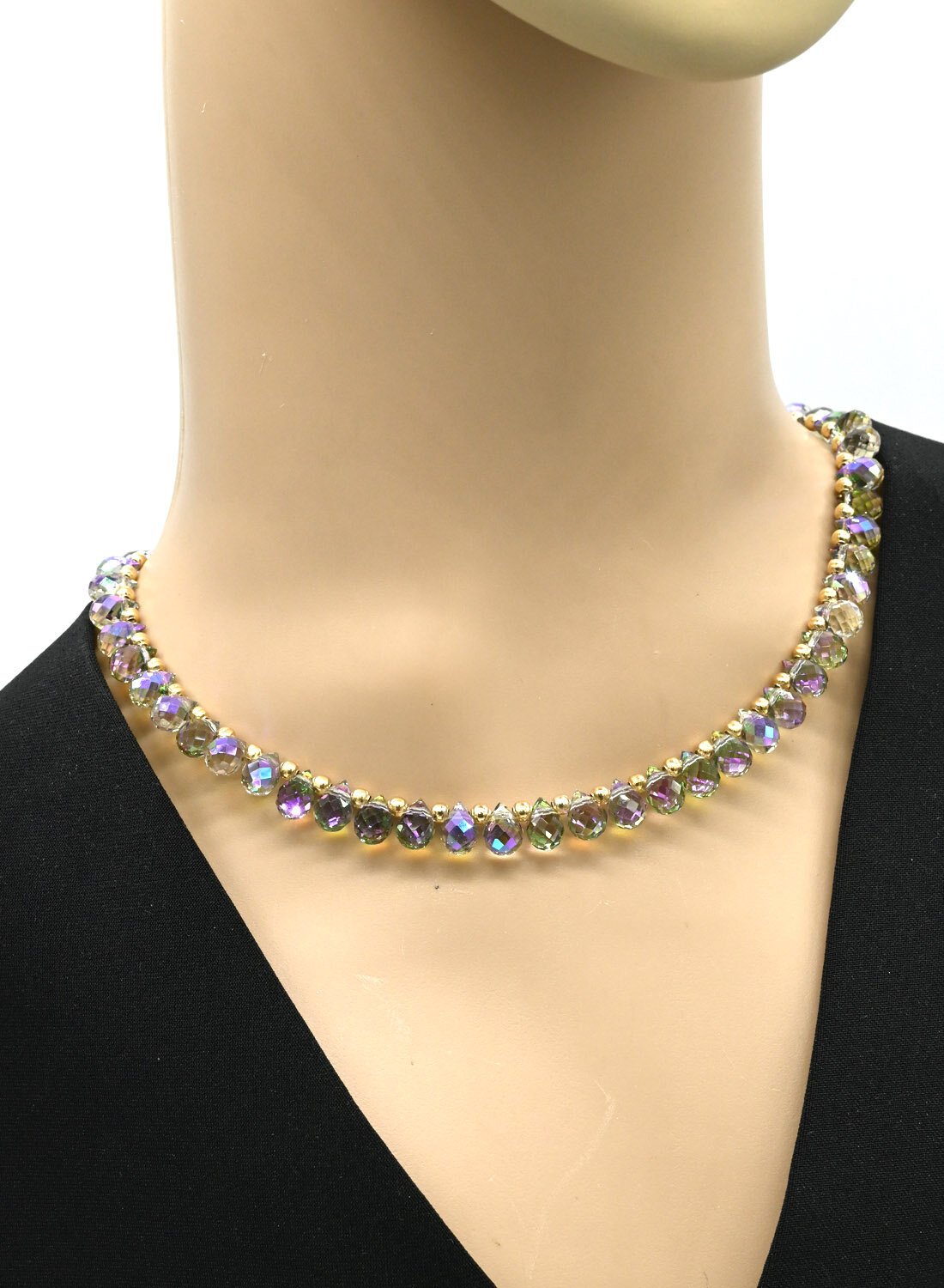 Бусы, циркон