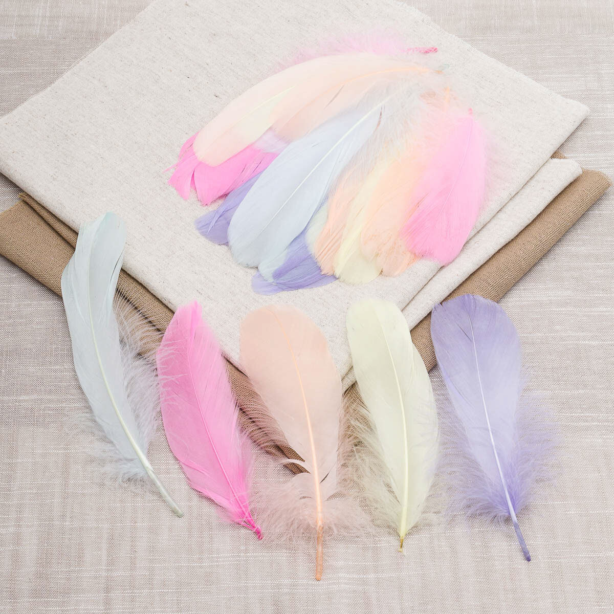 Перья декоративные гусиные обработанные, цвет нежный микс, 15-17 см, 20 штук