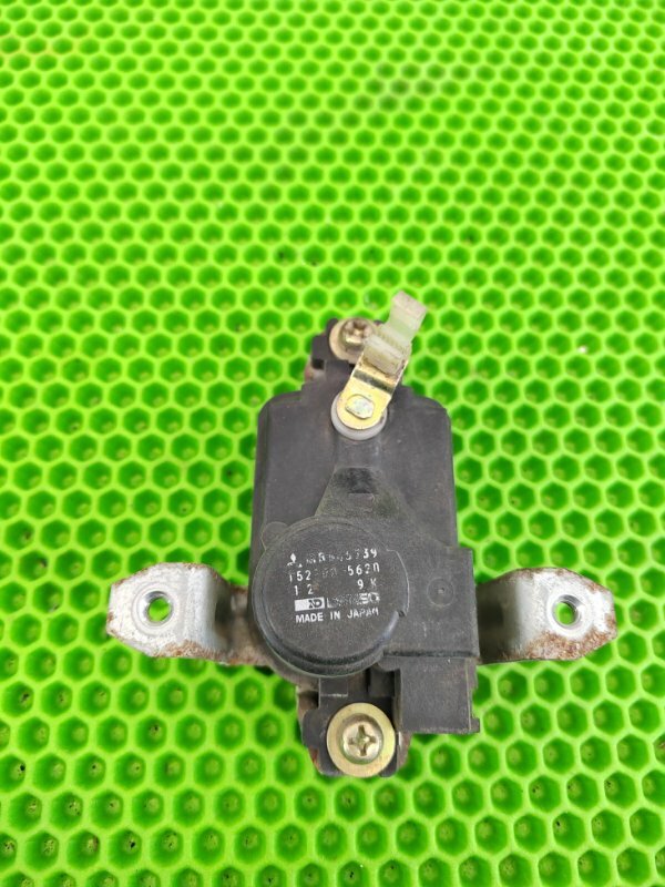 Активатор замка двери задний правый Mitsubishi MB546739