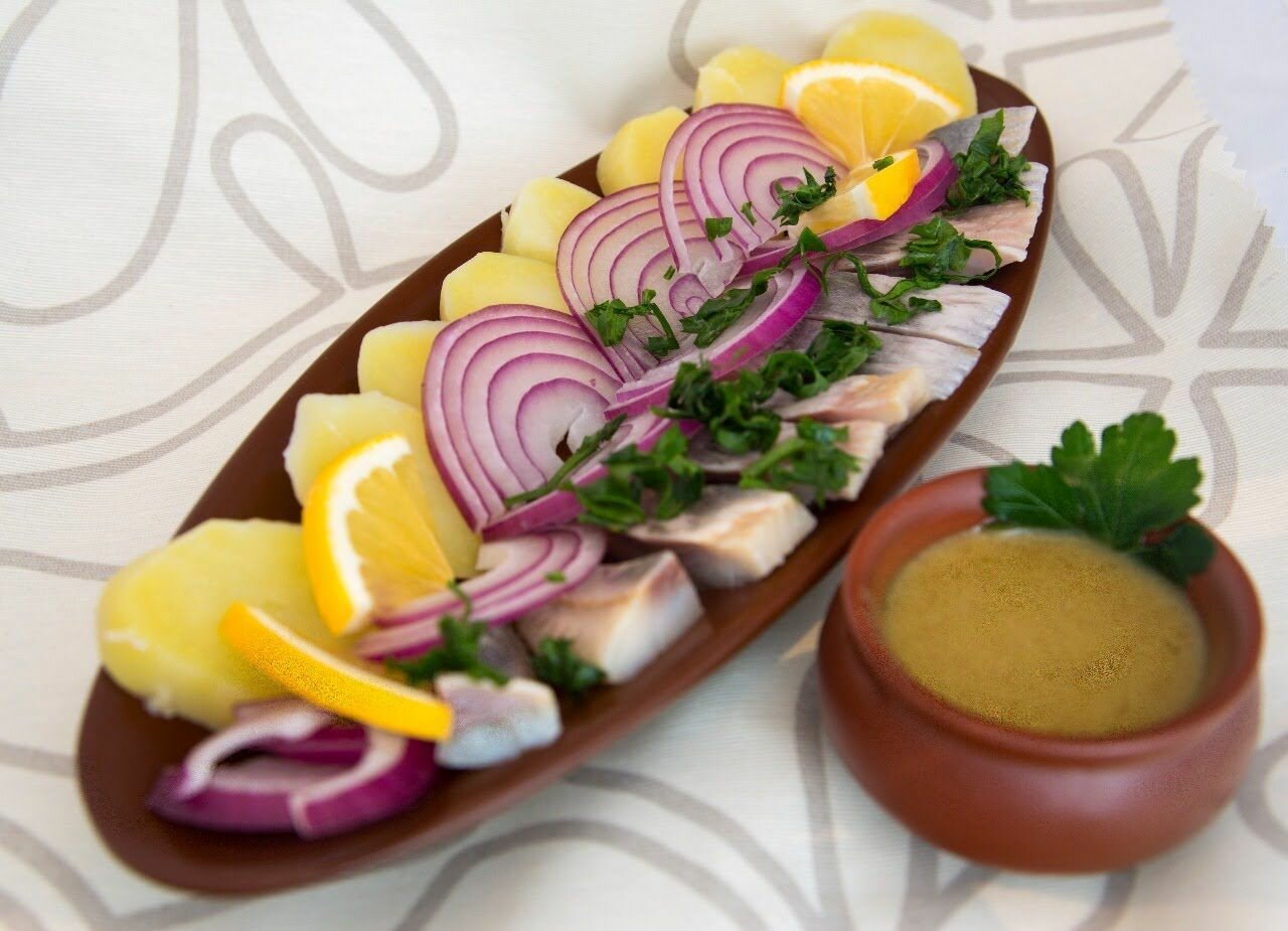 Селедочница керамическая 285х115 мм