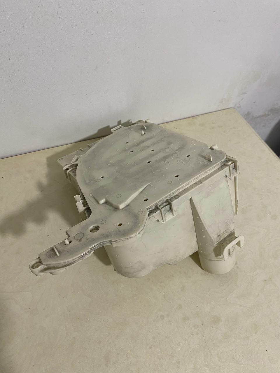 Бункер порошкоприемника дозатора порошка для стиральной машины Indesit Индезит 4кг глубиной 33см