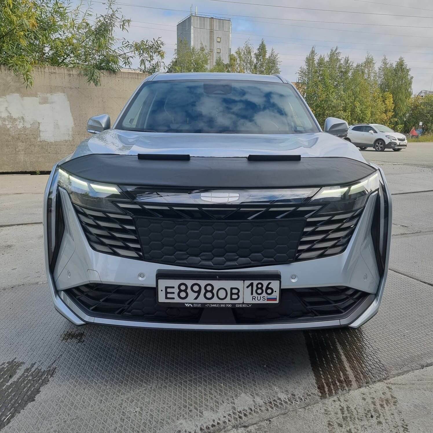 Утеплитель радиатора и бампера для Geely Atlas Pro Джили Атлас (2023-н. в) Камера Радар Дизайн Соты