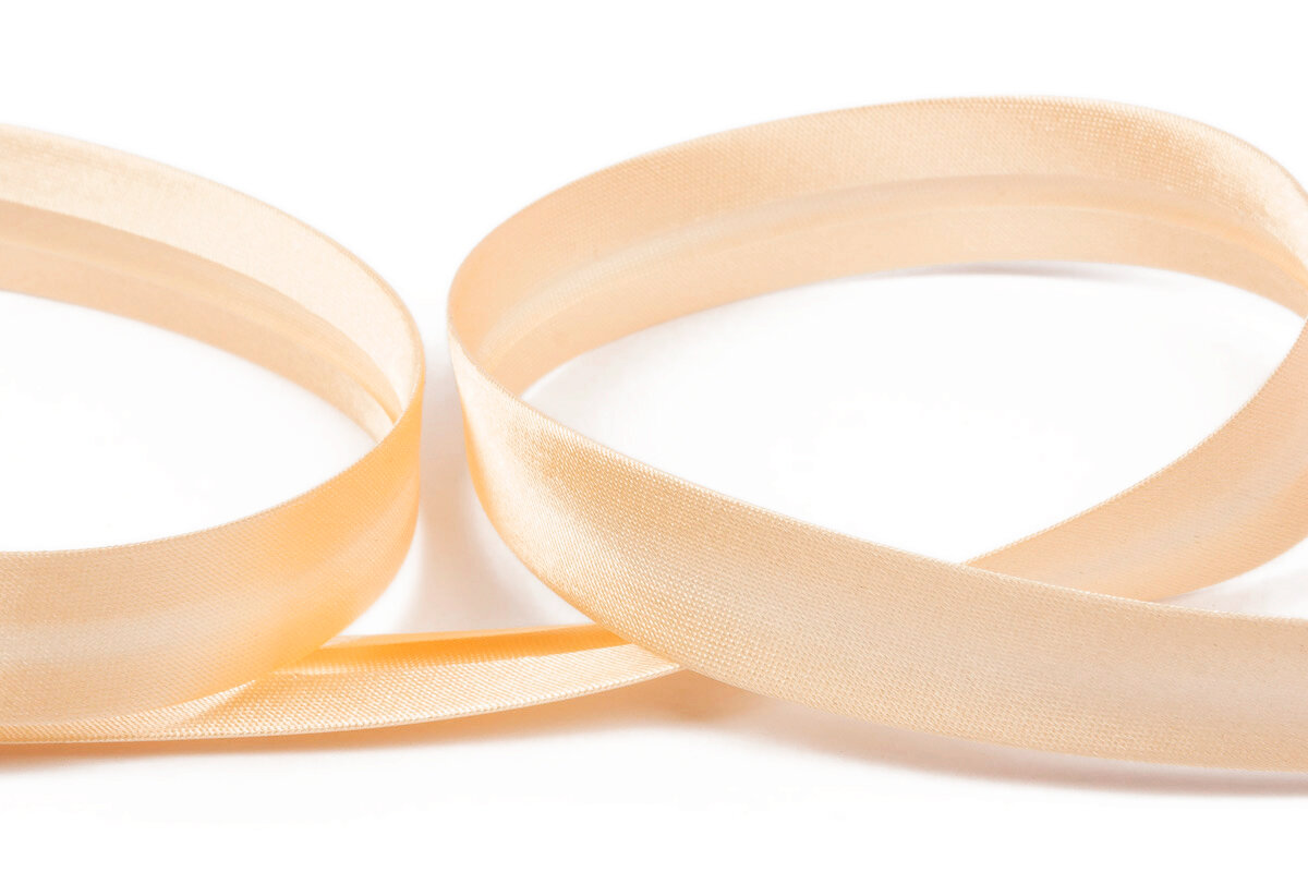 Gamma GK-15P-WZ33 косая бейка крем, ширина 14-15 мм, длина 5,4 м, №087 для шитья