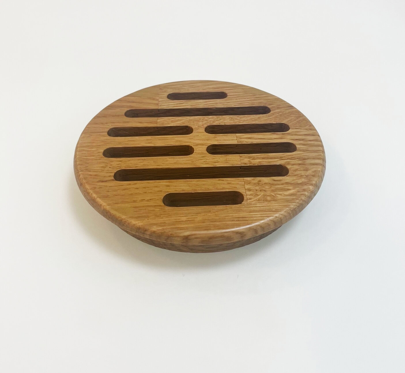 Деревянная врезная решетка Visioner d 120мм. (посадка 105мм. из дуба)