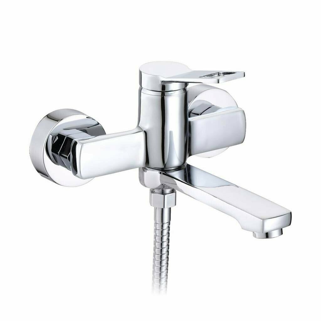 Смеситель для ванны D-Lin, D130364, хром, латунь, поворотный излив, вертикальный монтаж