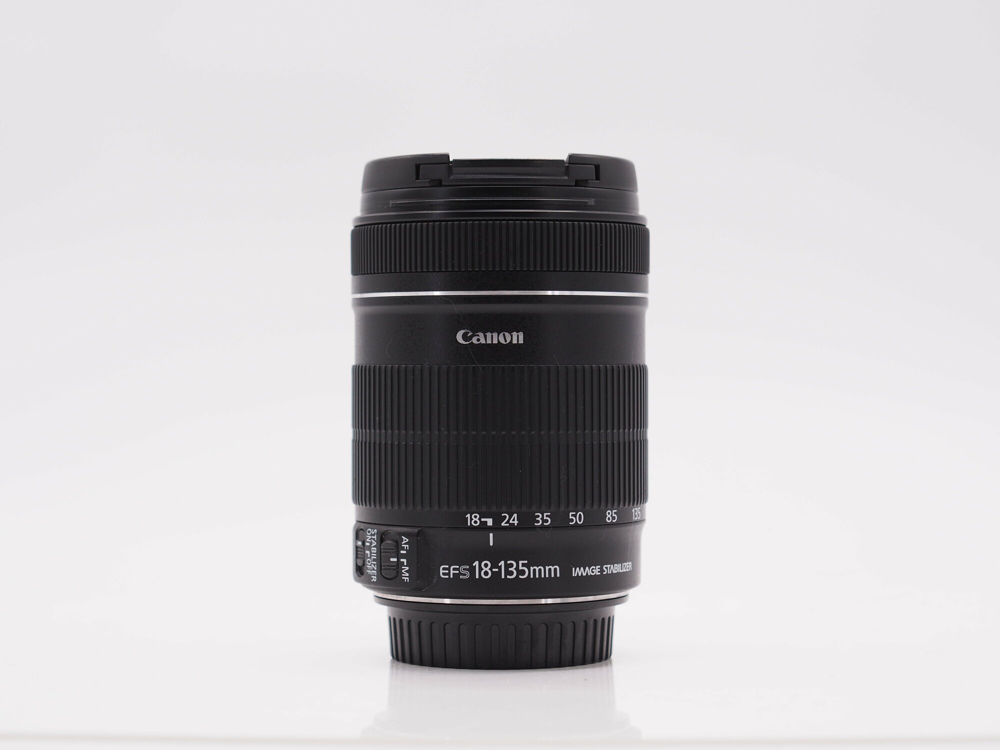 Объектив Canon EF S 18 135 mm f 3.5-5.6 IS переменное фокусное растояние