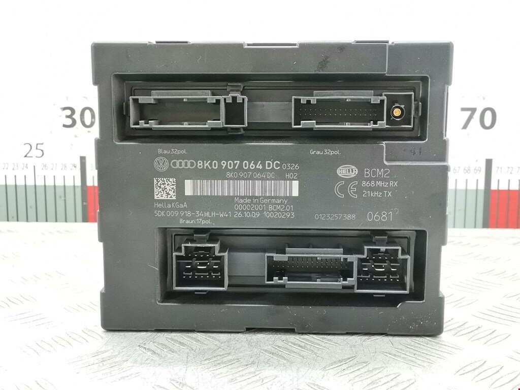 Блок комфорта Audi A4 B8 8K0907064C арт. 2179898