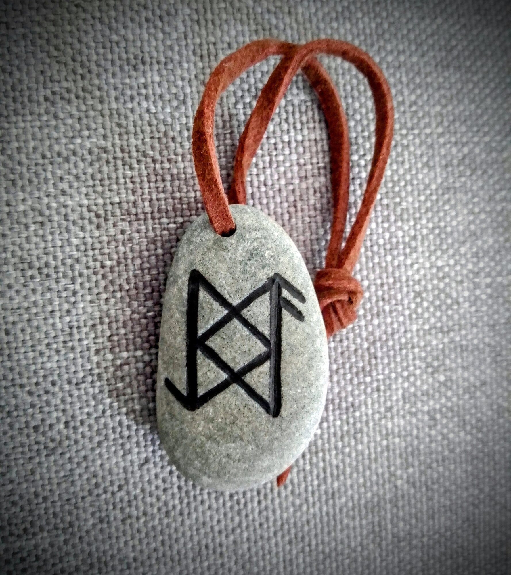 Оберег от пьянства, от алкогольной зависимости (гравировка на природном камне)