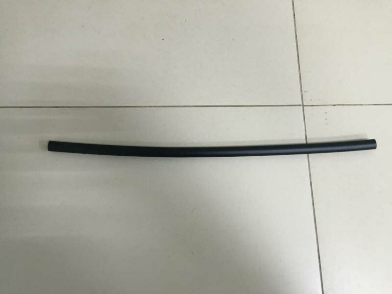 Уплотнитель капота Volkswagen Taos 2020 кат.номер: 2GG823707