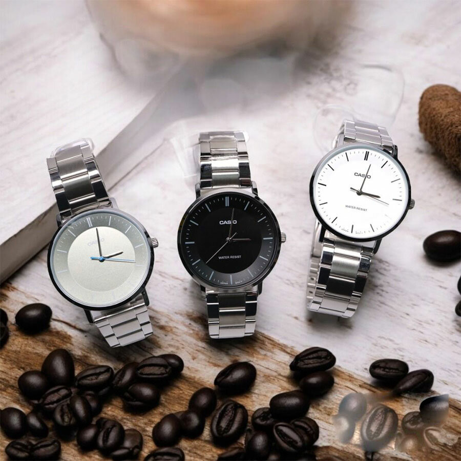 Наручные часы CASIO Collection, серебряный, черный — фото 1