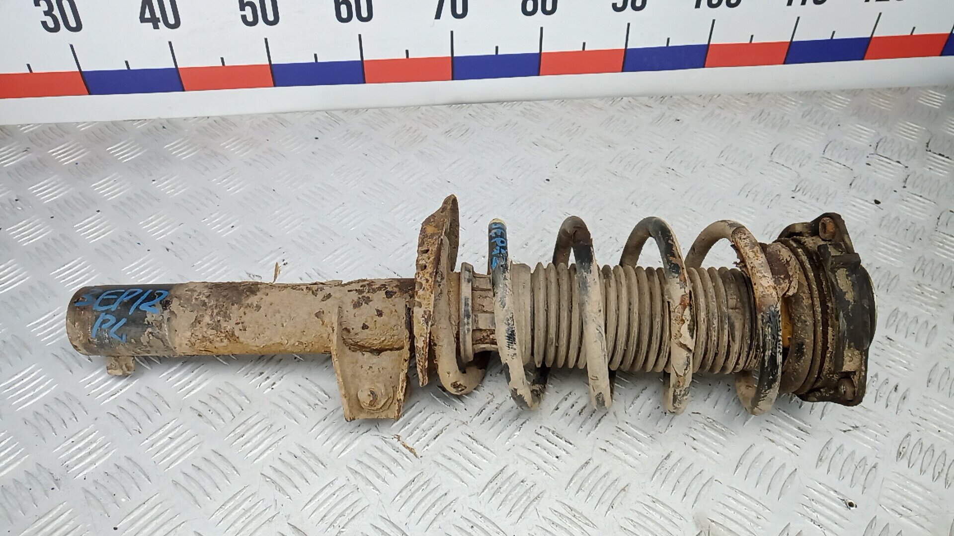 Стойка передняя левая VOLKSWAGEN PASSAT B6, Номер 3C0413031AT, 3C0411105C, 1K0412331B