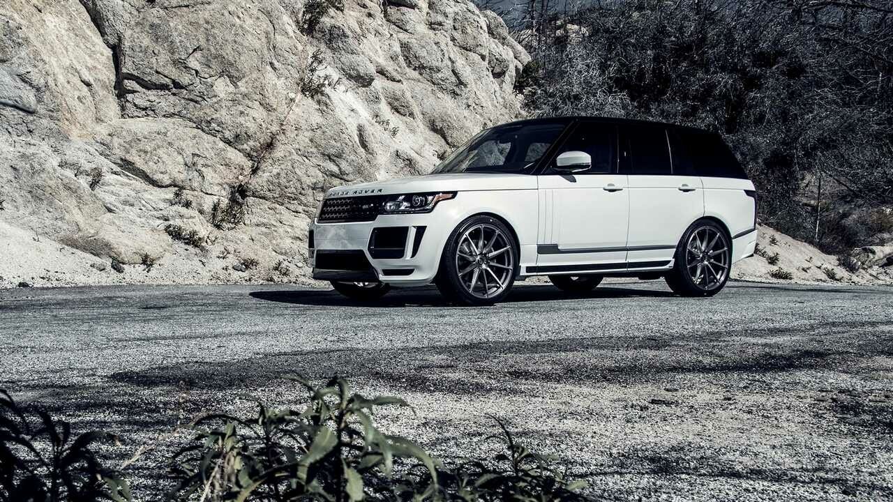 Картина на холсте 110x60 LinxOne "2015 Vogue рендж ровер ленд" интерьерная для дома / на стену / на кухню / с подрамником