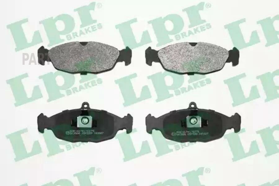 Комплект тормозных колодок 05P599 Lpr арт. 05P599