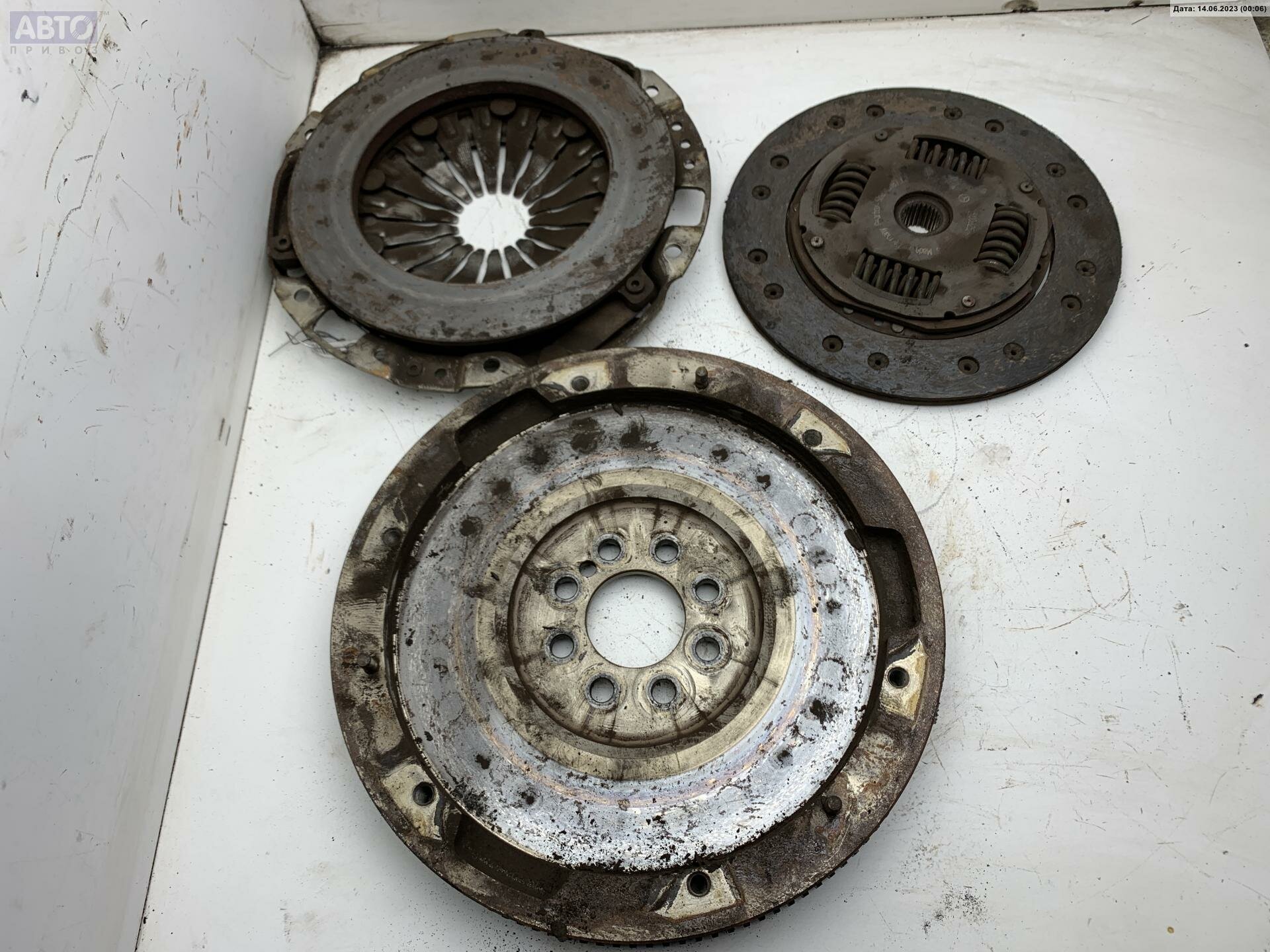 Маховик Mercedes Vaneo W414 (2001-2006)