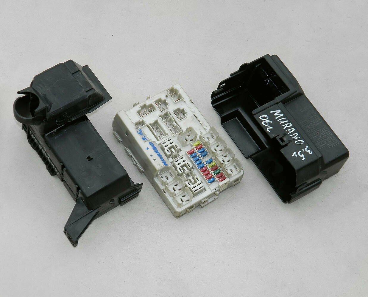 Блок предохранителей Nissan Murano VQ35DE