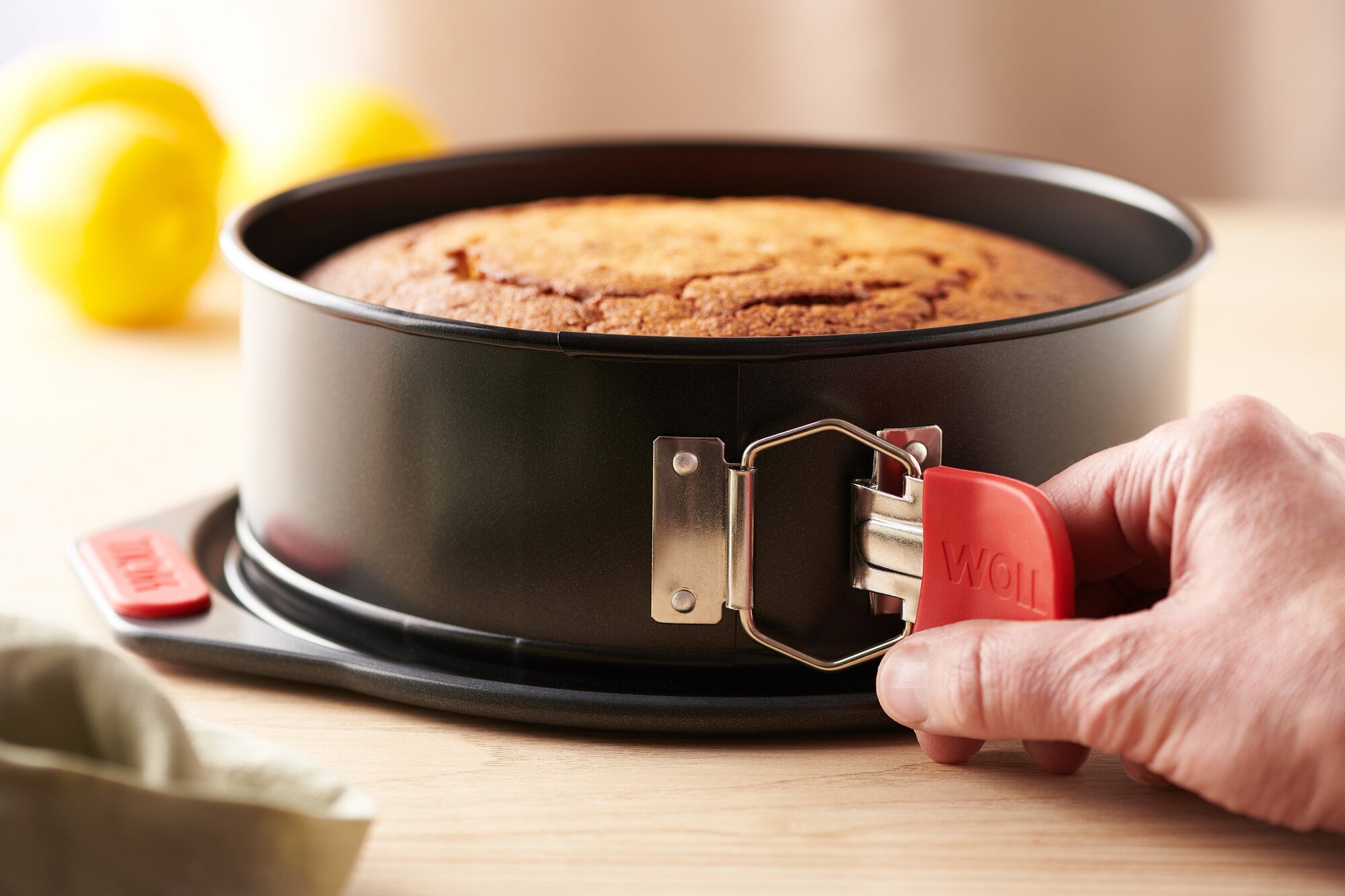 Форма для запекания WOLL серия Lets Bake, 20 см, h-7, алюминизированная сталь