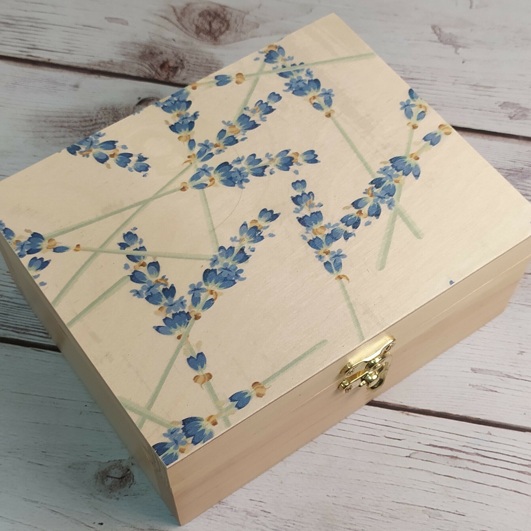 Музыкальная деревянная шкатулка футляр средний 25х19х7,5см "Lavender"