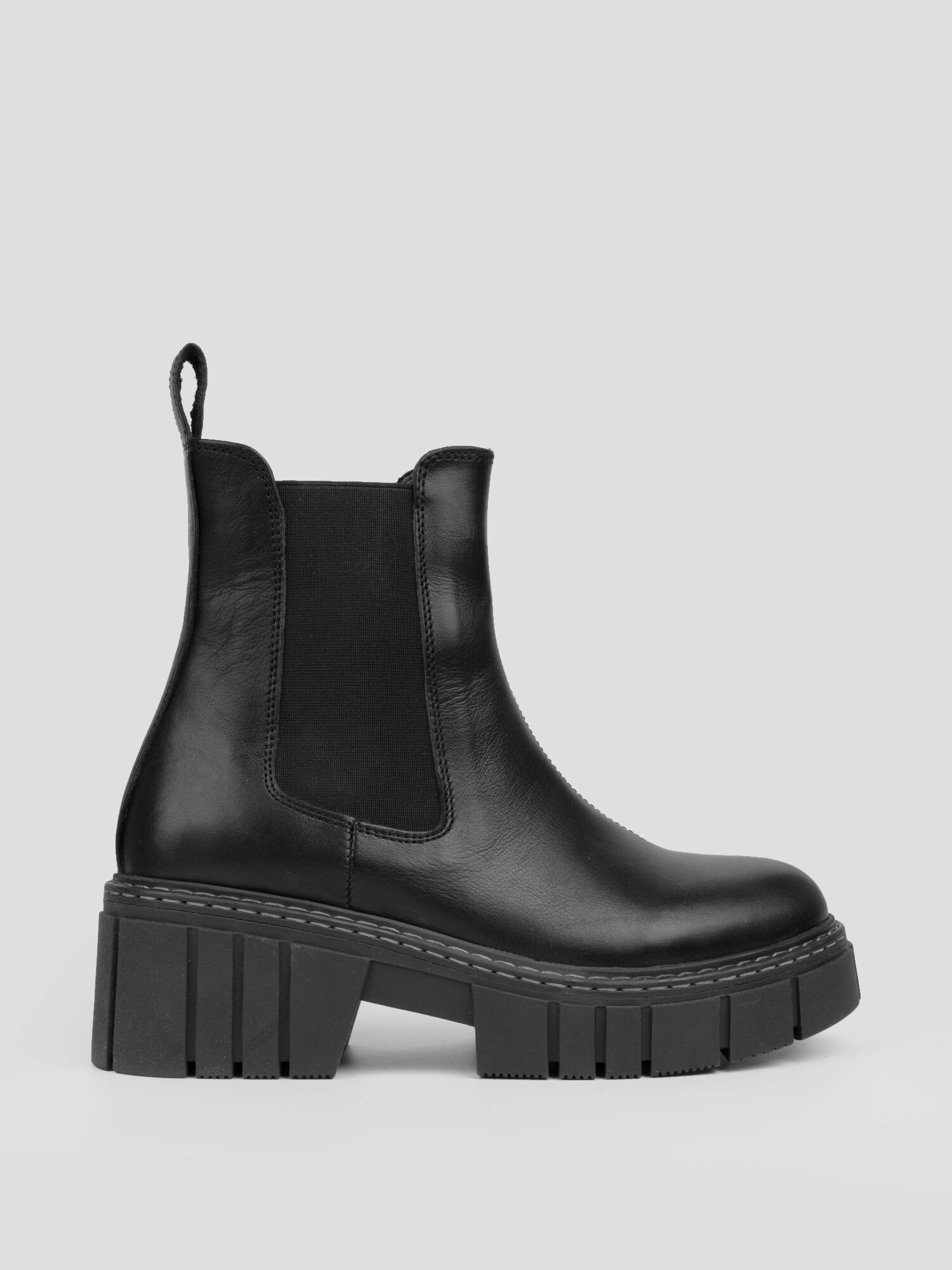 Ботинки челси