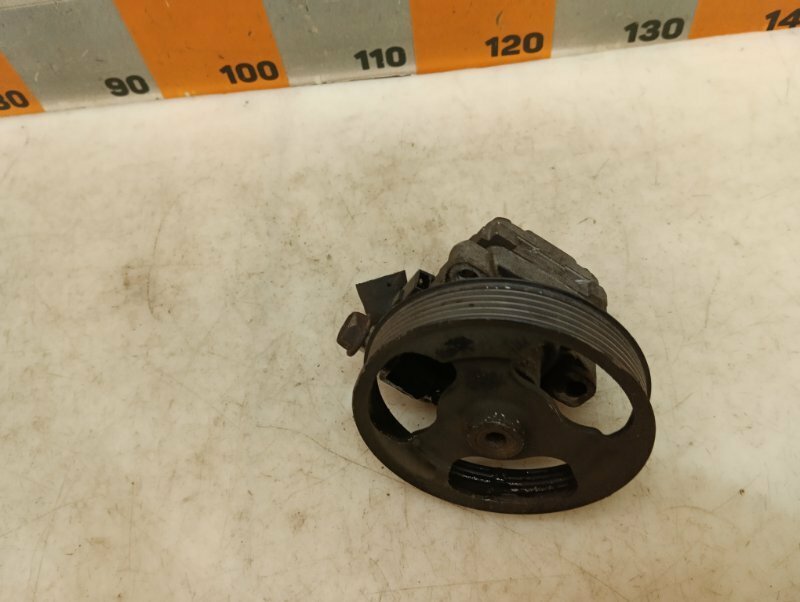 Б/У Насос ГУР Насос гидроусилителя Mazda Mazda3 2008 BK 359776 MAZDA арт. BP4M32600C