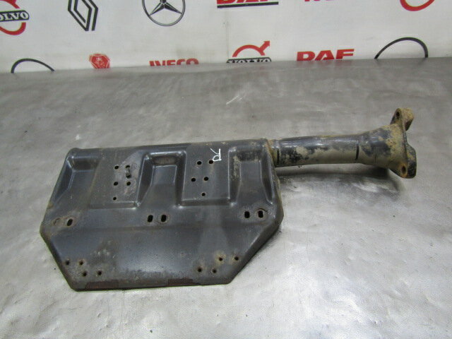 Кронштейн заднего крыла передний правый Scania P, G, R