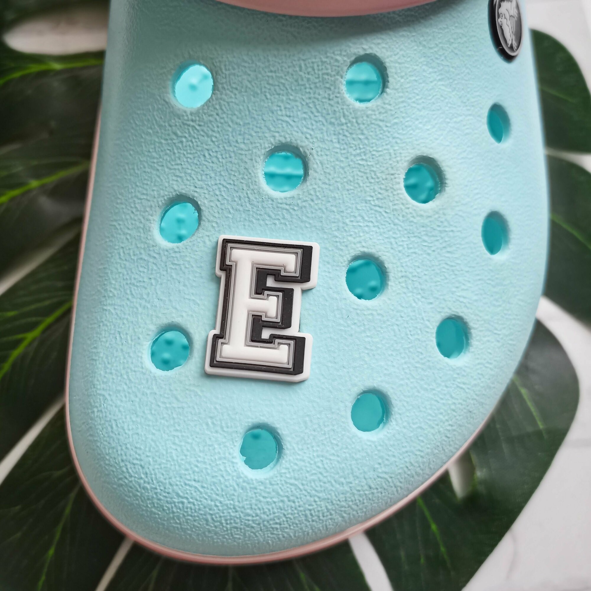 Джиббитсы Буква E