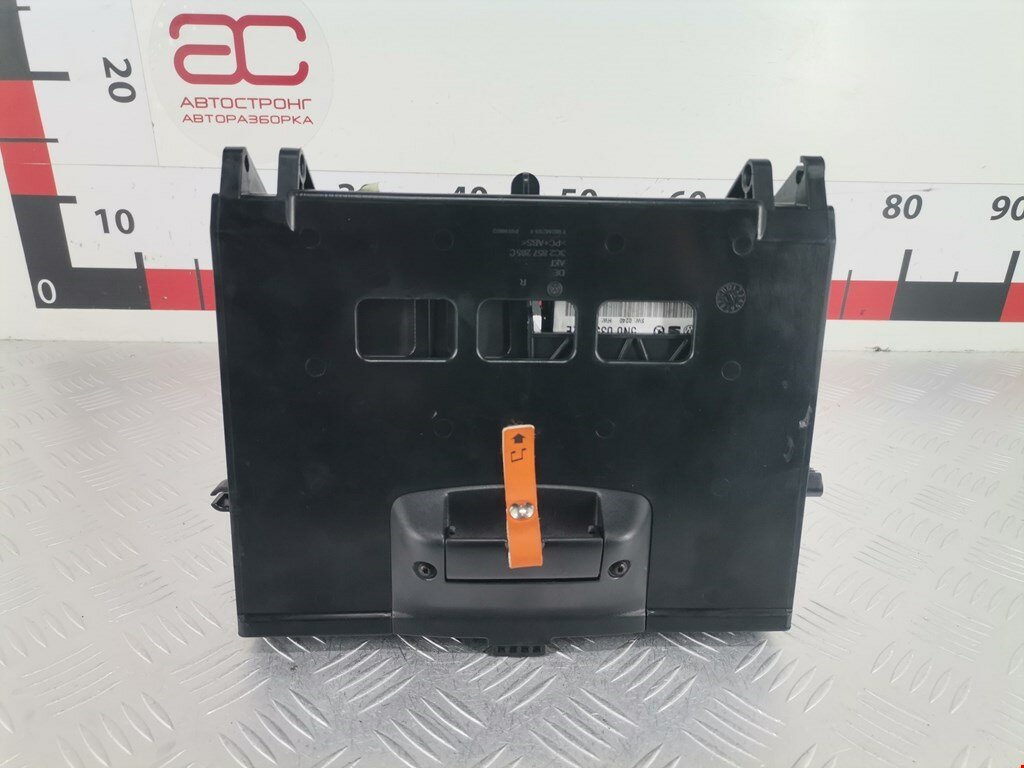 Блок мультимедиа Volkswagen Passat 7 5N0035341H арт. 1406358