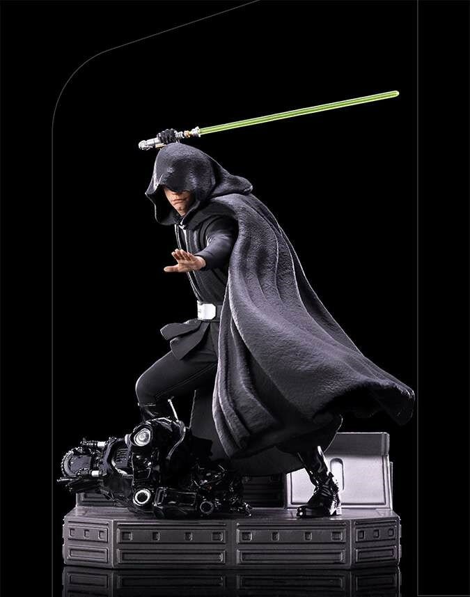 Коллекционная фигурка Iron studios 1/10 Mandalorian Luke Skywalker Combat (Айрон Студиос Мандалорец Люк Скайвокер Солдат, 18 см)