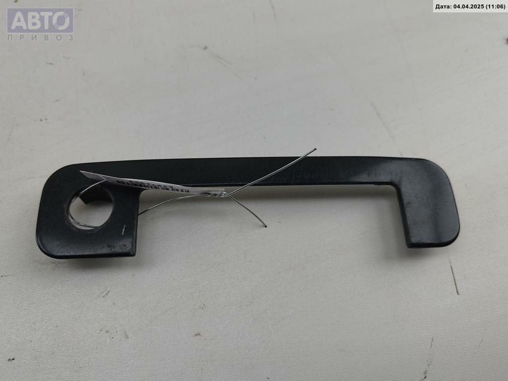 Накладка двери передней правой Audi 100 C4 (1991-1994)