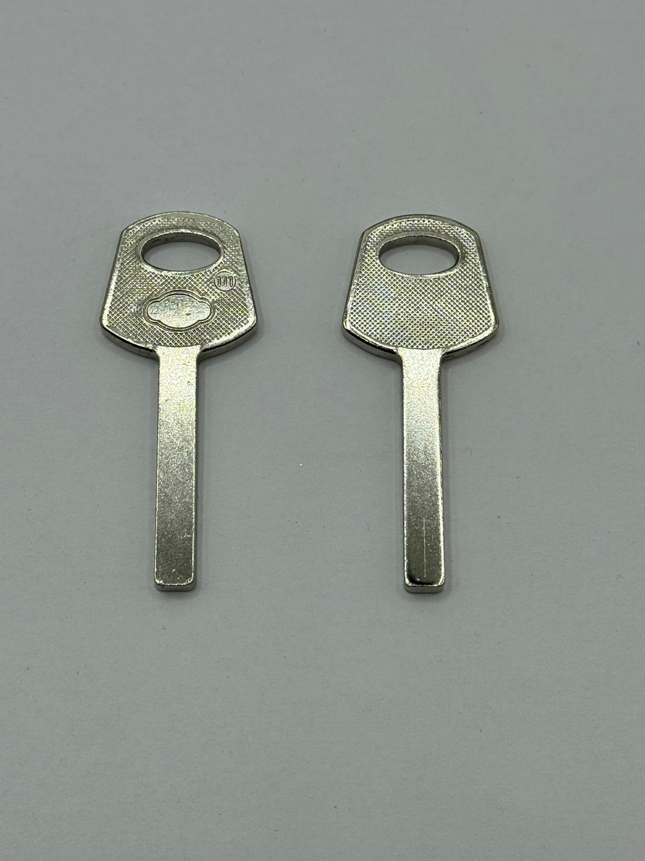 Английские ключиSOLEX квадр.(PTL101-canas)(33x5.5x3mm)100шт