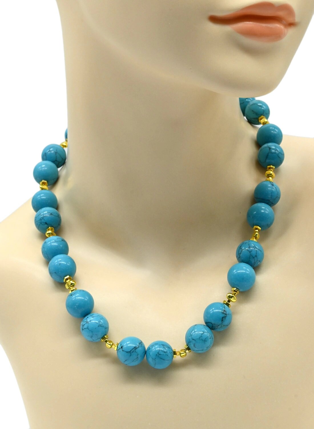 Бусы, бирюза