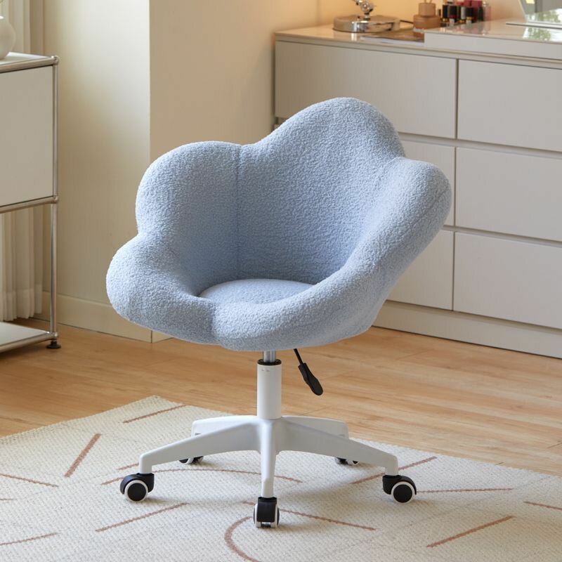 Игровое компьютерное кресло