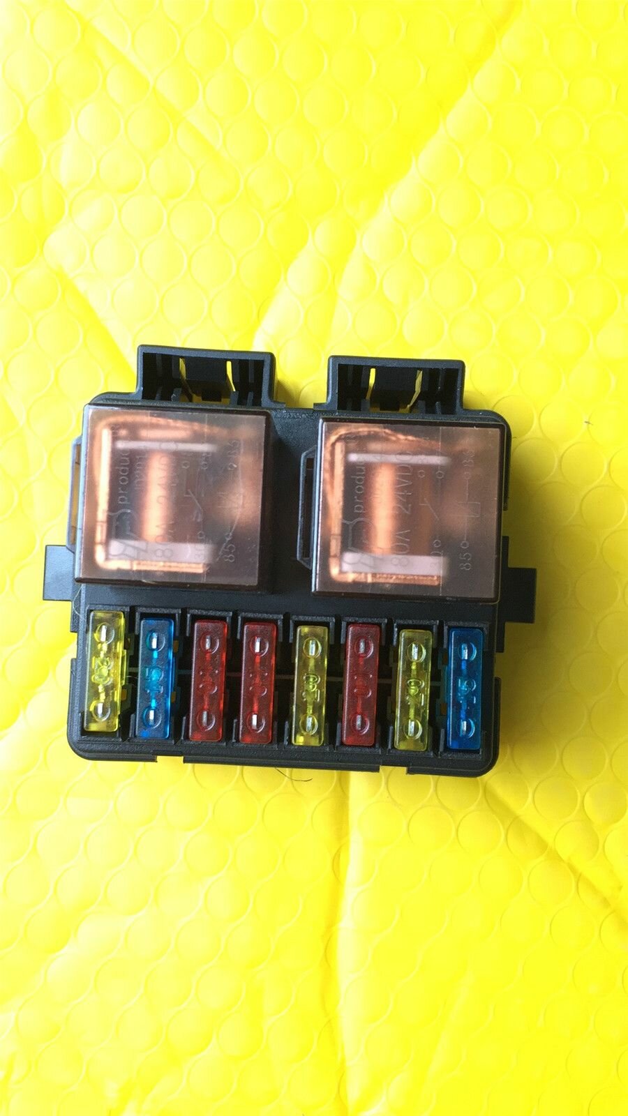 Блок предохранителей с 2-ходовым реле