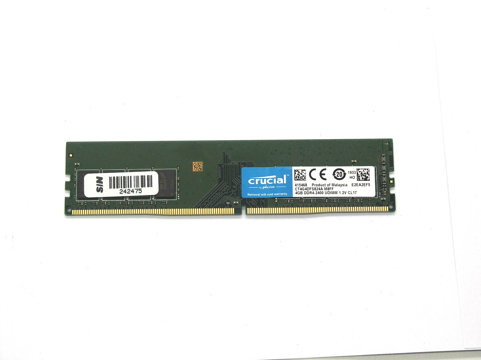Оперативная память DIMM DDR4 4Gb 2400Mhz PC-19200 Crucial CT4G4DFS824A
