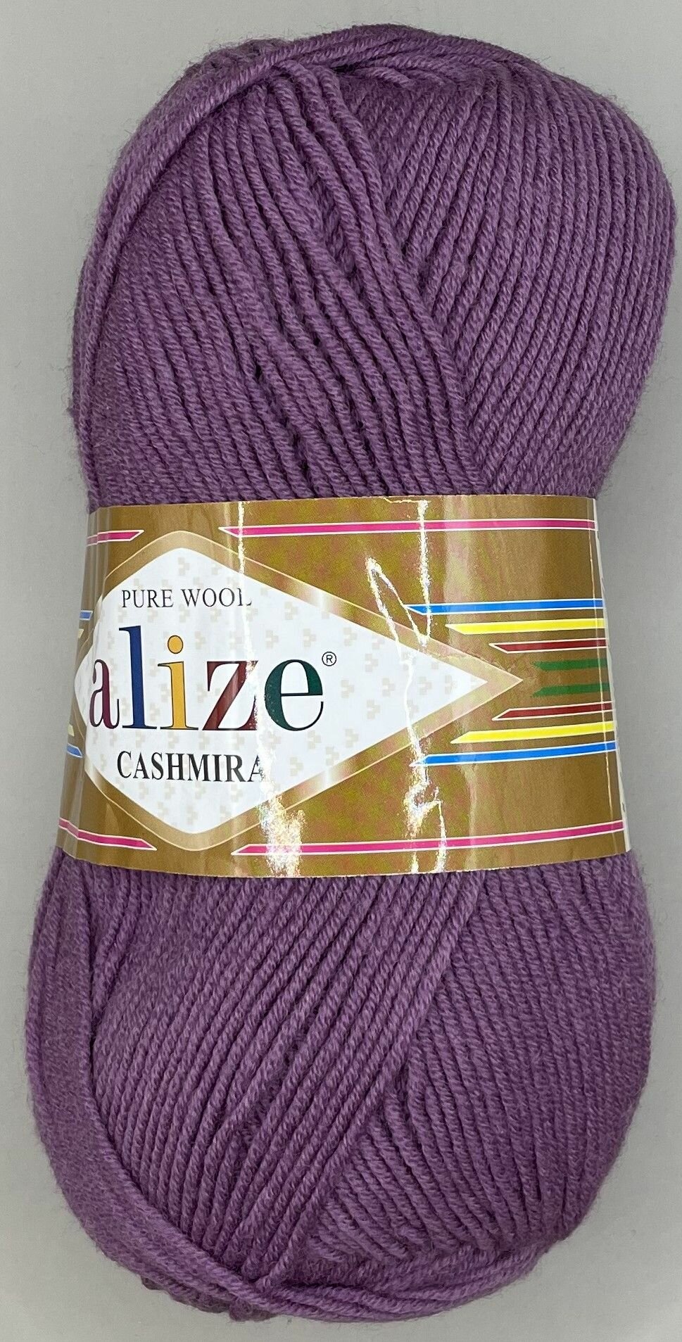 Один моток пряжи Alize Cashmira. уп.-1шт(100гр.).100% шерсть,100 гр.-300м.№169-сиреневый.
