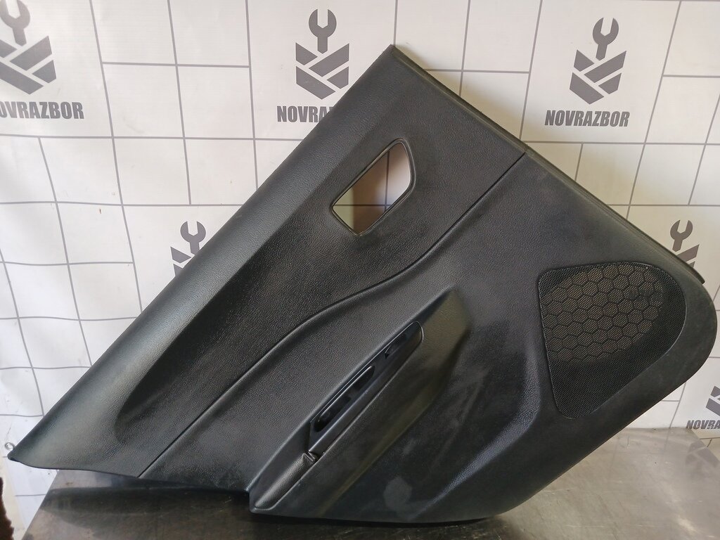 Обшивка двери задней левой Faw Besturn B50 2009-2016