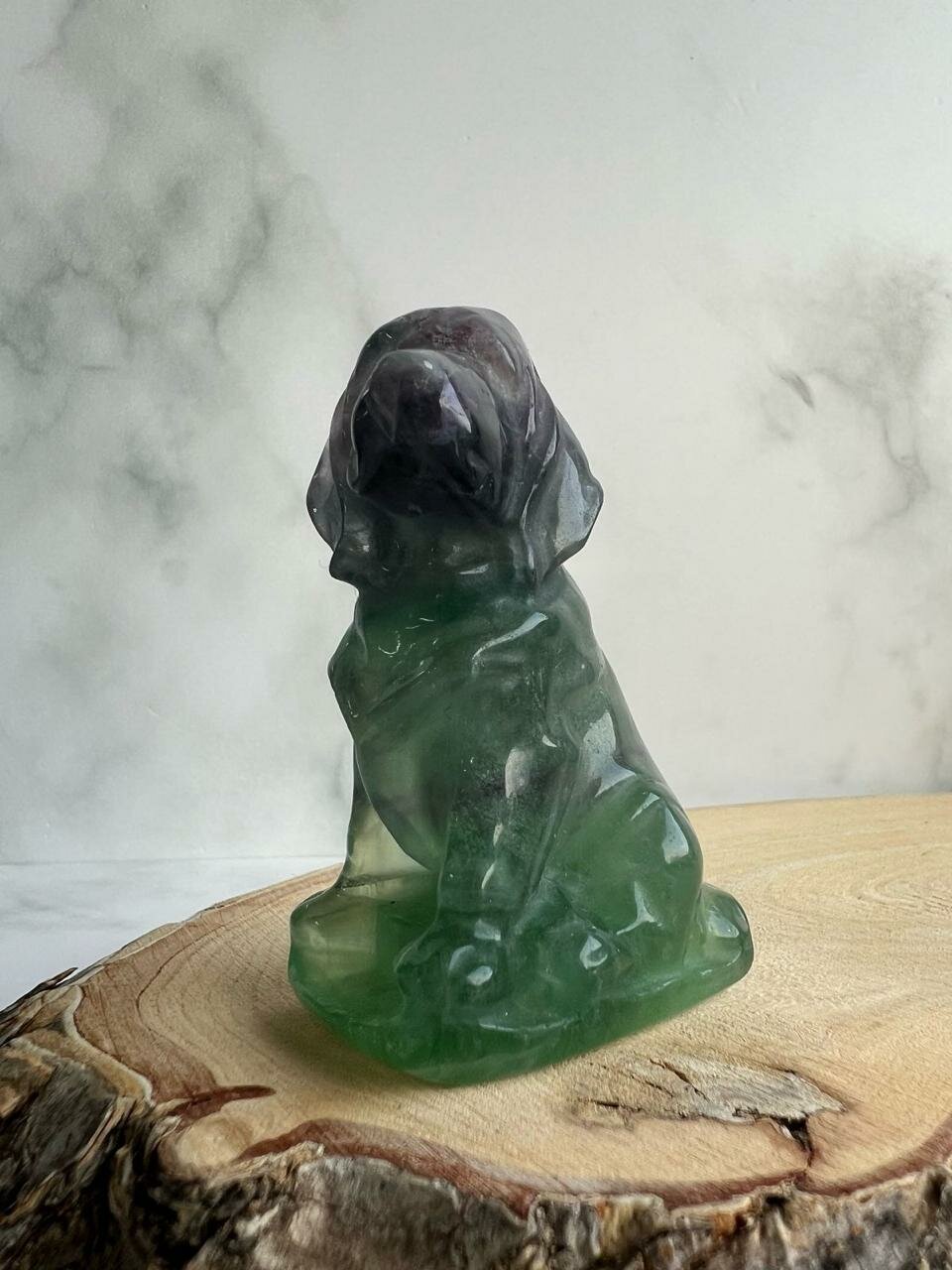 Фигурка Лабрадор, натуральный камень флюорит, 65х45 мм.