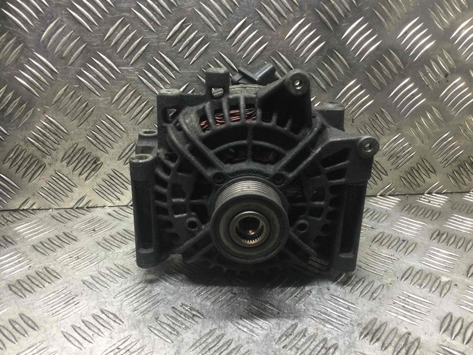 Б/У Генератор Mercedes C-klasse W203/S203/CL203 [рестайлинг] (2004-2007) 2005 г.