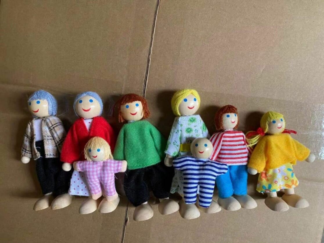 Кросс-Бордерные Японско-Корейские Деревянные Куклы, Черные, Семейство Amazon, Пуппетные Совмещения 7 Людей, Подвижные Куклы (Модное Семейство из 8 Людей)