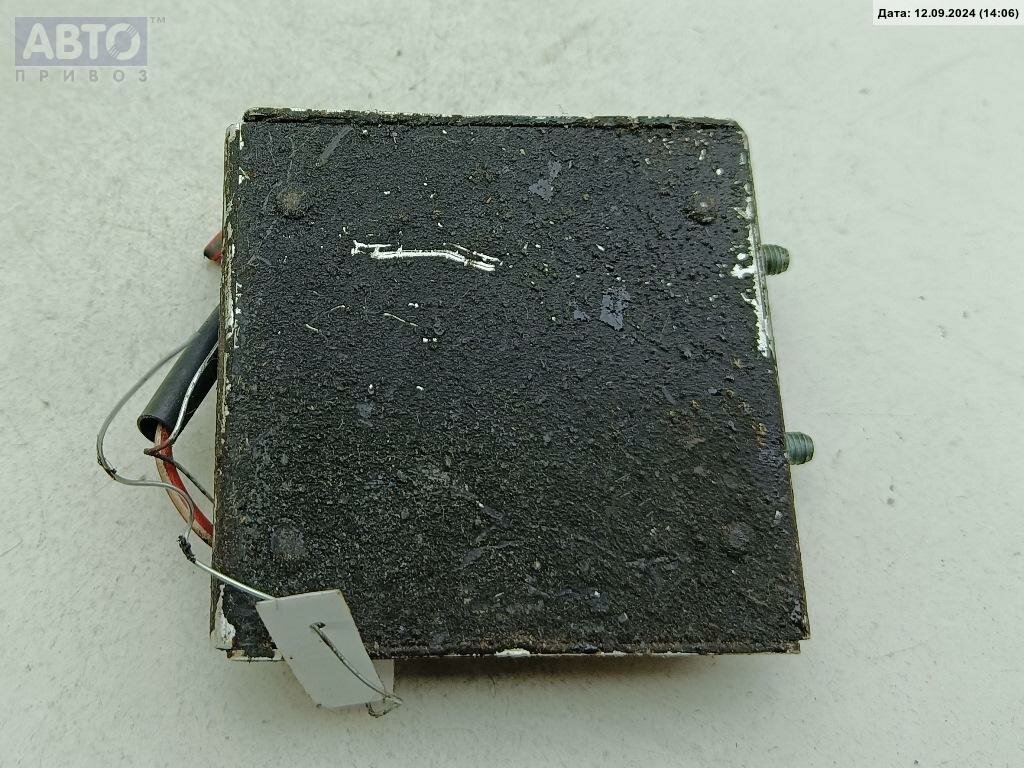 Блок управления вентилятором радиатора Audi A6 C5 (1997-2005)