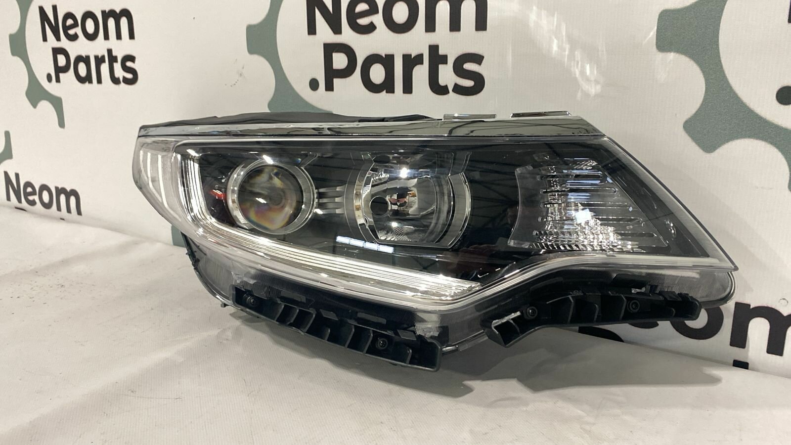 Фара правая Kia Optima 4 JF 16-18