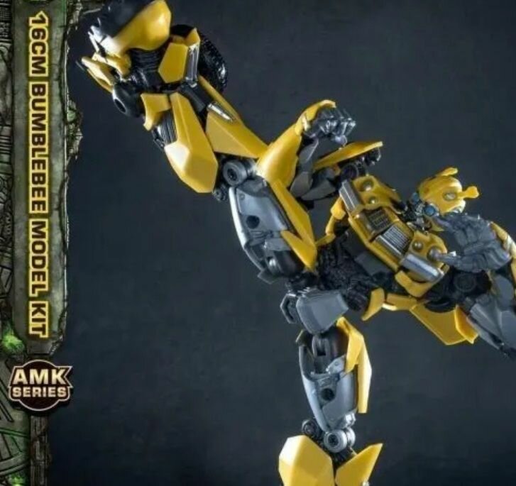 Коллекционный трансформер "Бамблби" (сборный из частей) HASBRO YOLOPARK