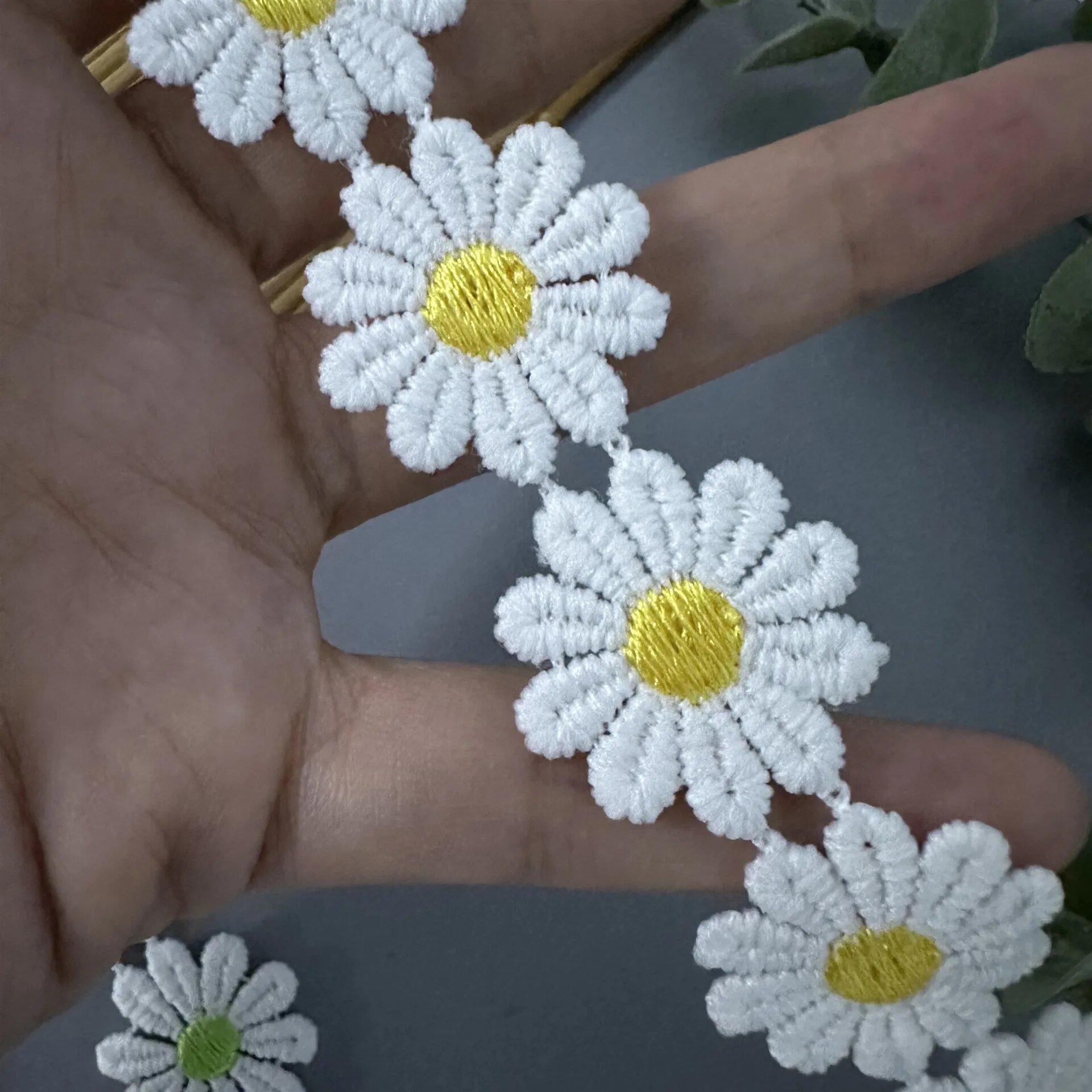 Кружево с цветами ромашки, желтое, Daisy-XJ336