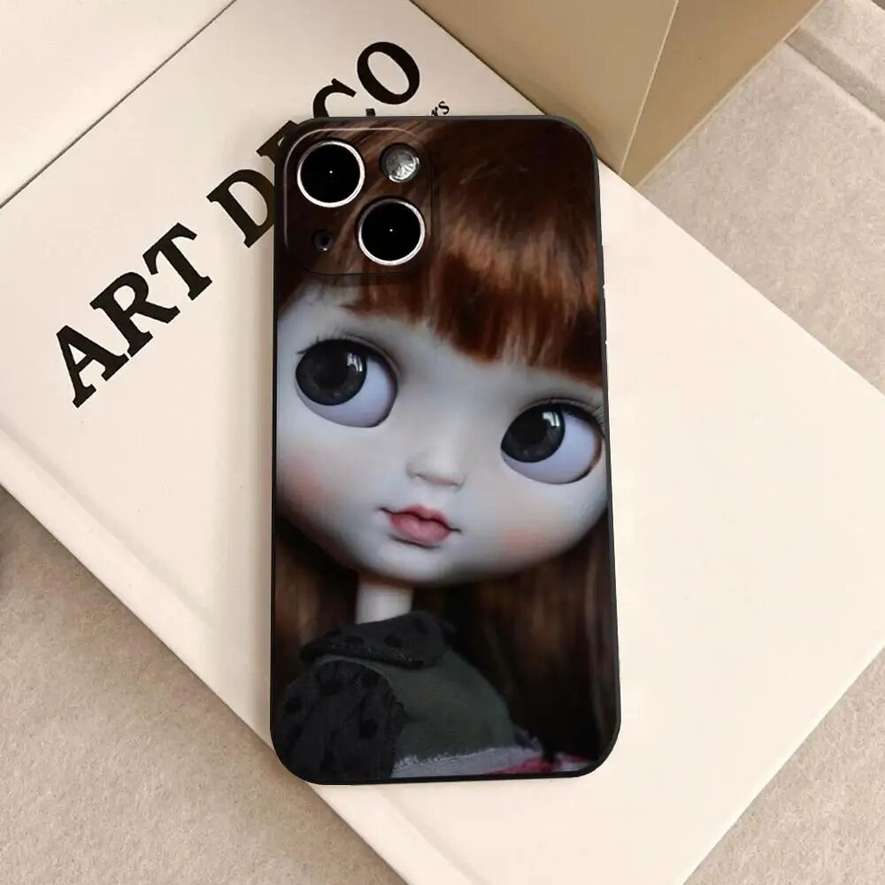 Чехол для iPhone 16 Plus с куклой B-Blythe, цвет z4