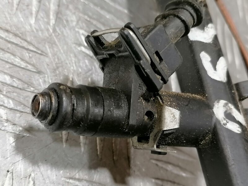 Форсунка двигателя RENAULT CLIO 2005 2012 82132259